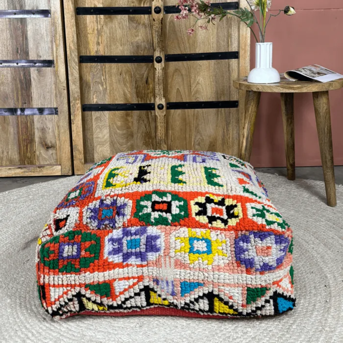 Marokkaanse poef Fleur kleurrijk - Merel in Wonderland